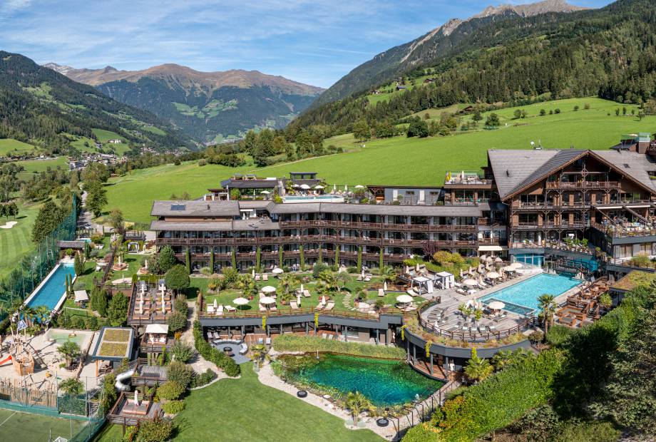 5 Sterne Wellnesshotel Südtirol bei Meran ☀️ - Andreus Resorts